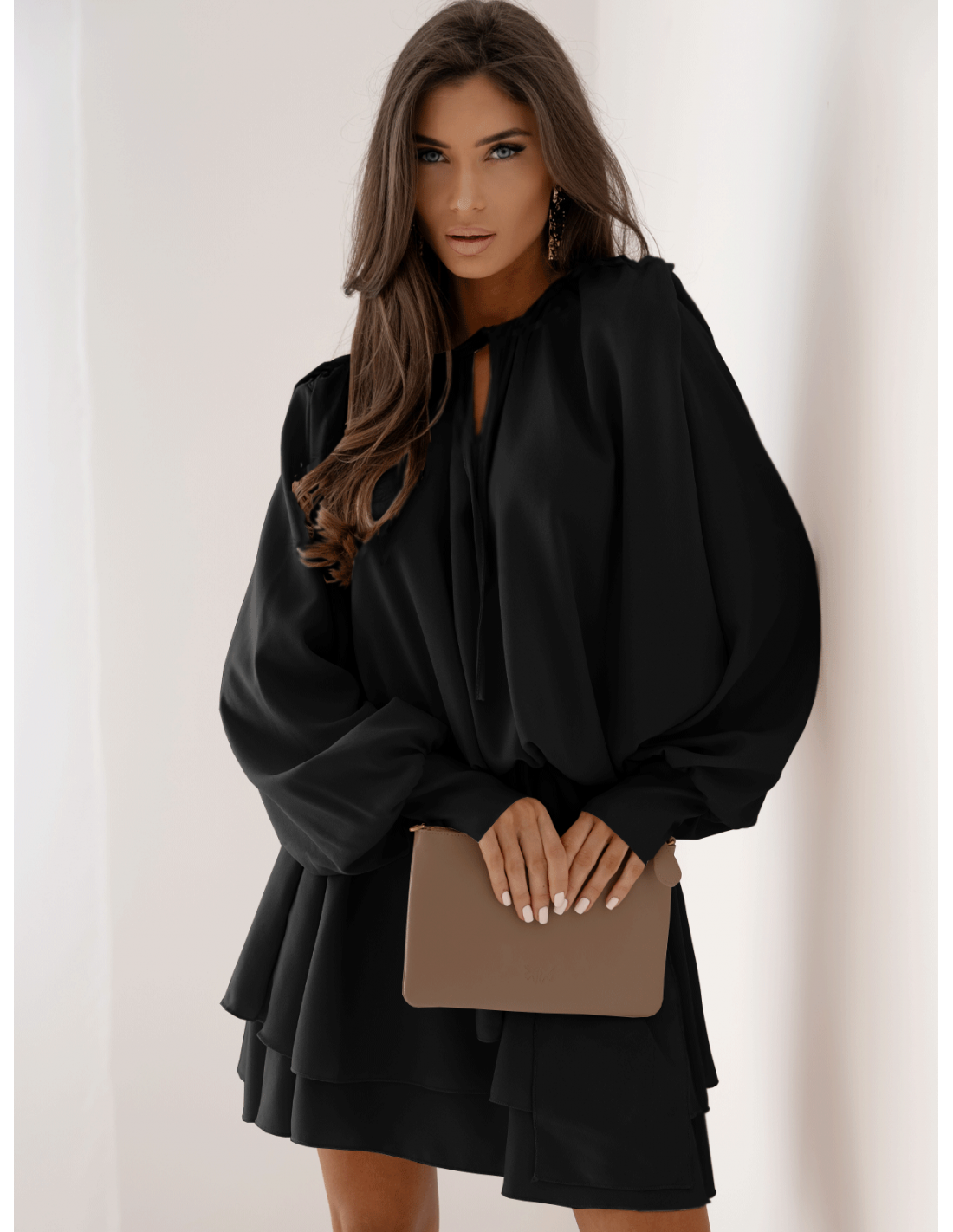 WP Rozkloszowana sukienka mini - czarna- magmac.pl - Sklep Magmac.pl